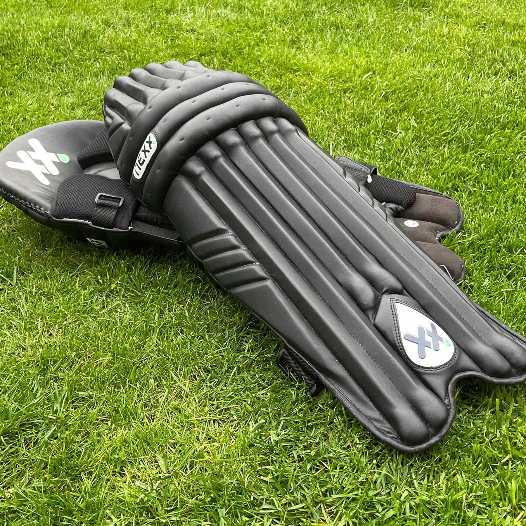 NEXX XX1 Women's Cricket Batting Pads - Black – Cricket Pavilion